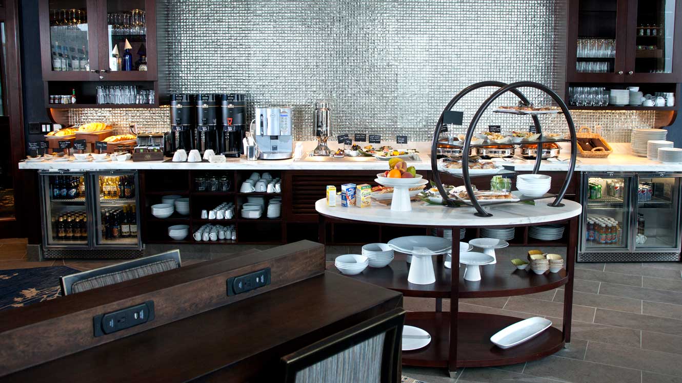 Milwaukee Hotel | The Pfister Hotel | Downtown Milwaukee